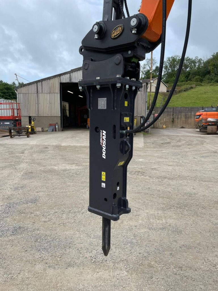 2021 DEVELON HB08 HYDRAULIC BREAKER - Mason Bros