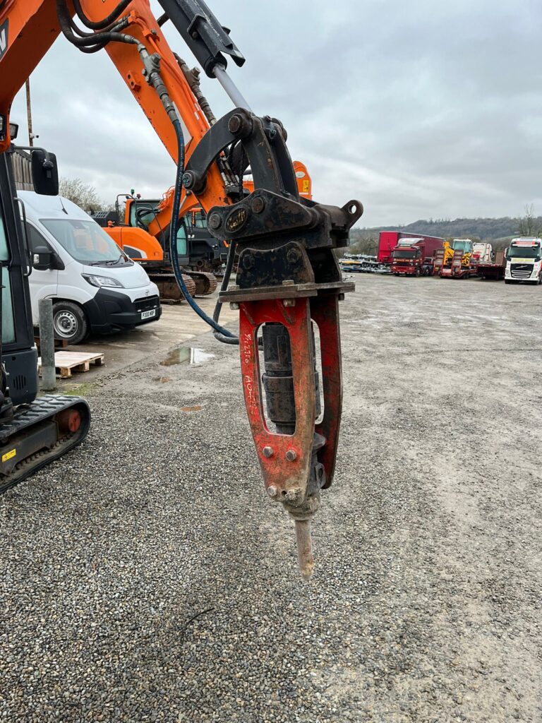2020 RAMMER 333 BREAKER (2.5-3T) - Mason Bros